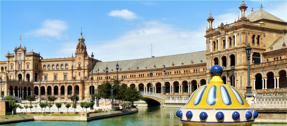 Happy Travels in Flamboyant Sevilla – Letters from Lou